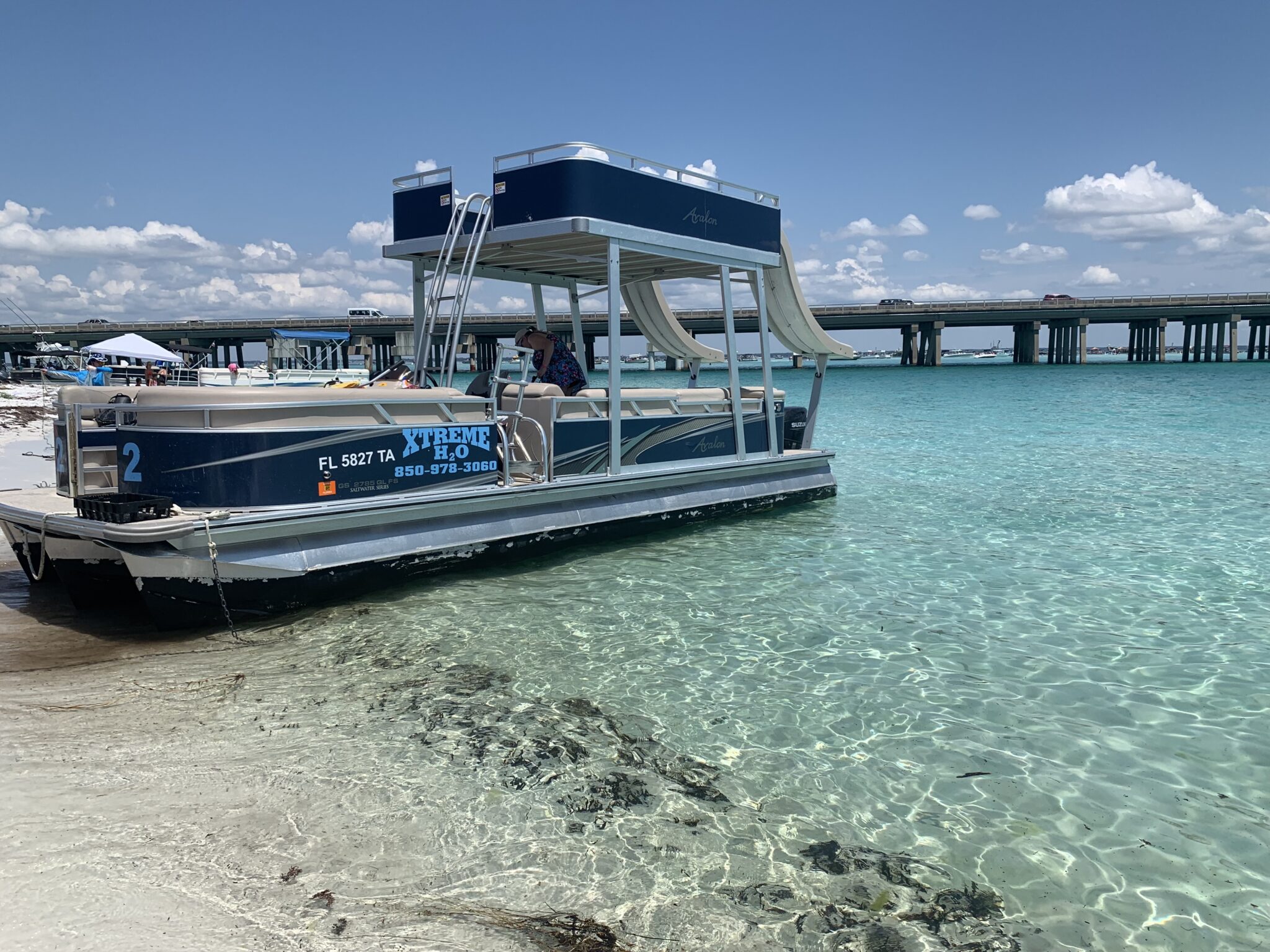 Destin Pontoon Boat Rentals near Crab Island - Destin Water Fun